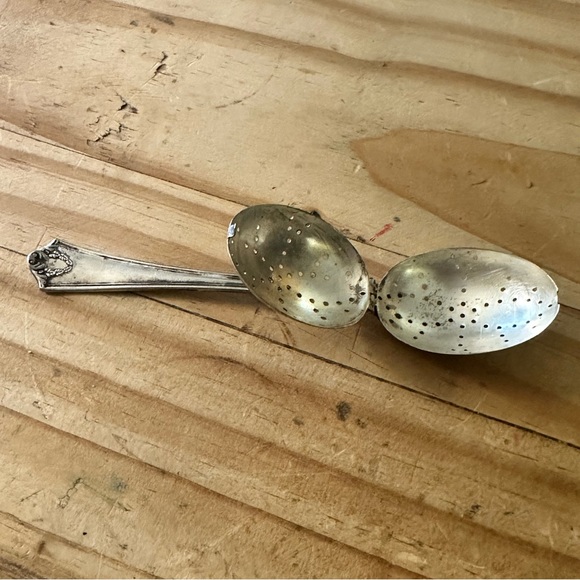 Vintage | Kitchen | Vintage Silver Hinged Tea Bag Infuser Strainer ...